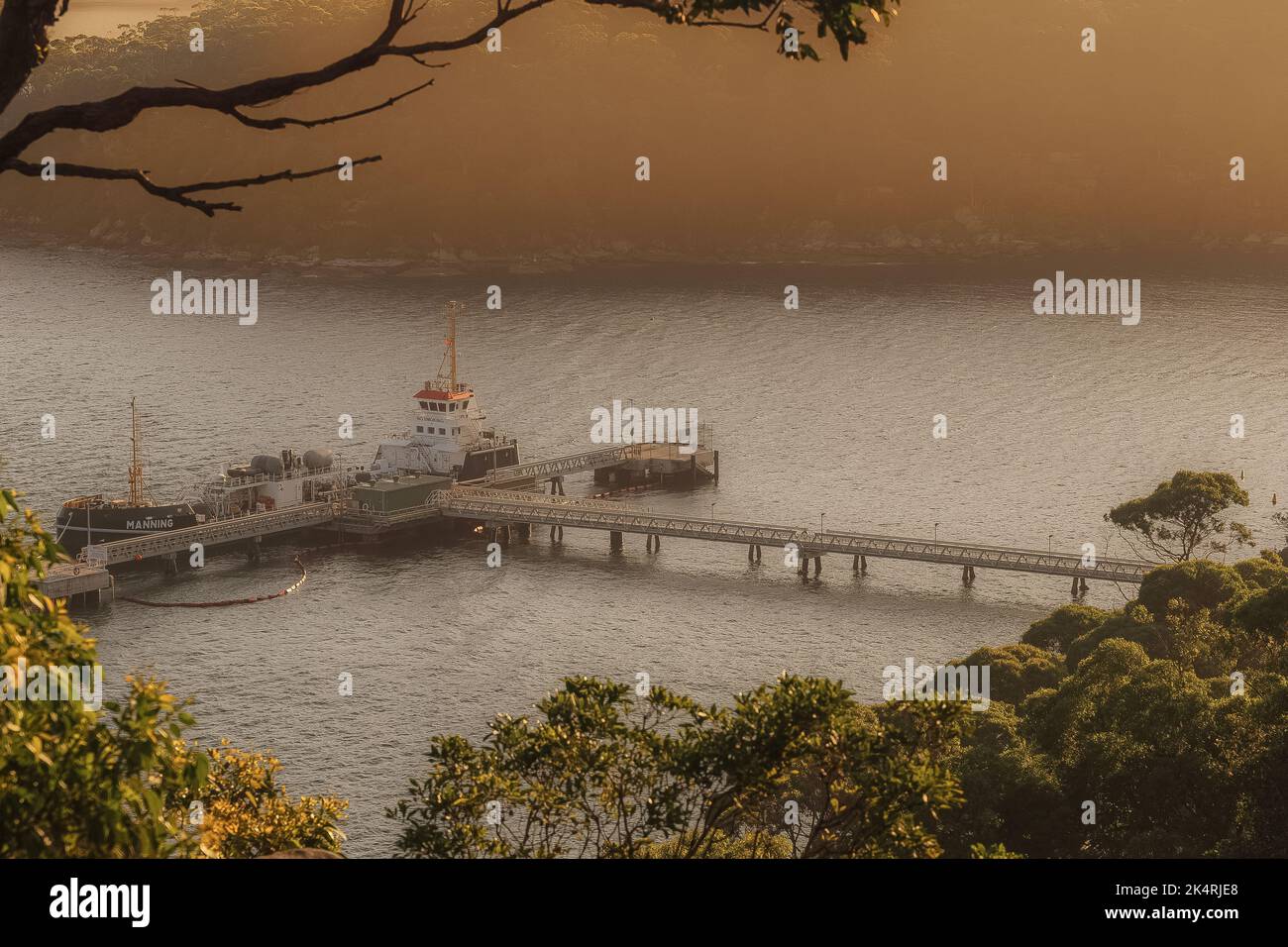 Chowder bay beach hi-res stock photography and images - Alamy