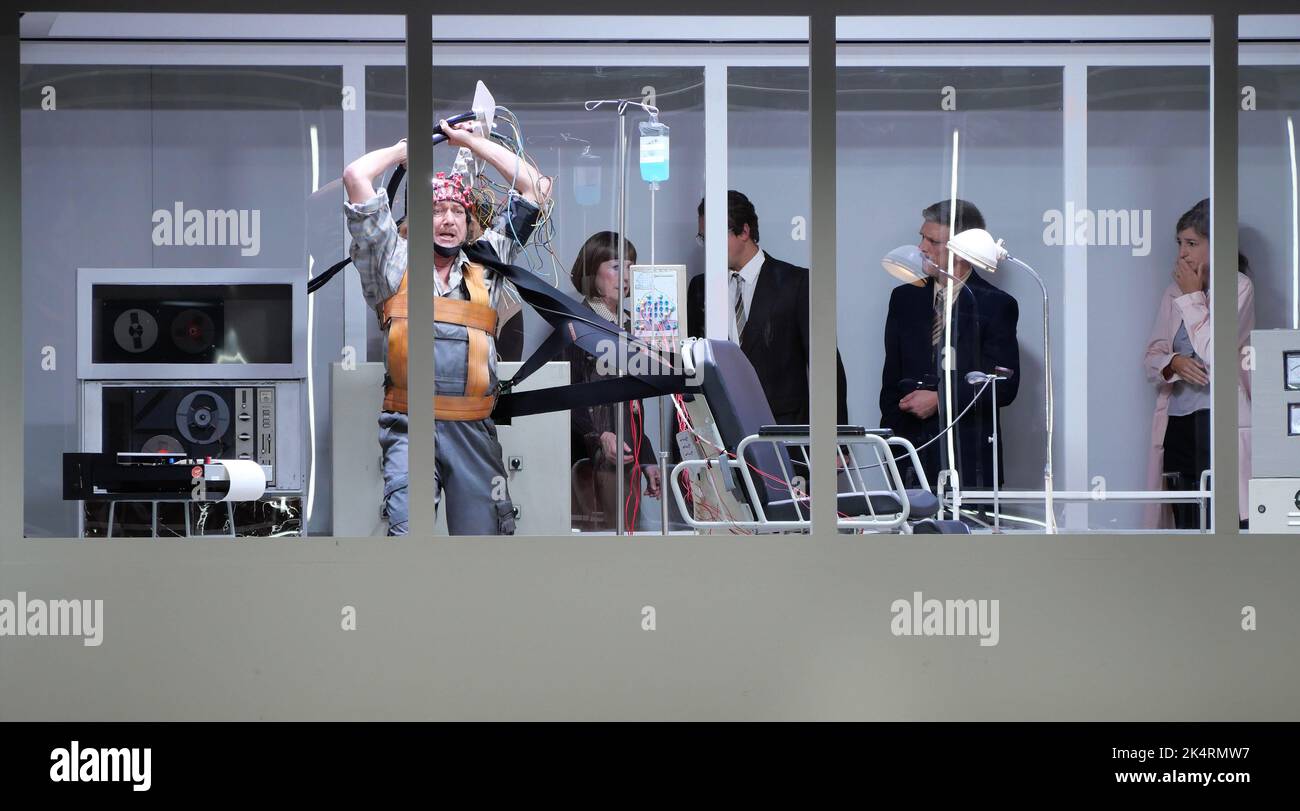 Berlin, Germany. 03rd Oct, 2022. The singers Johannes Martin Kränzle ...