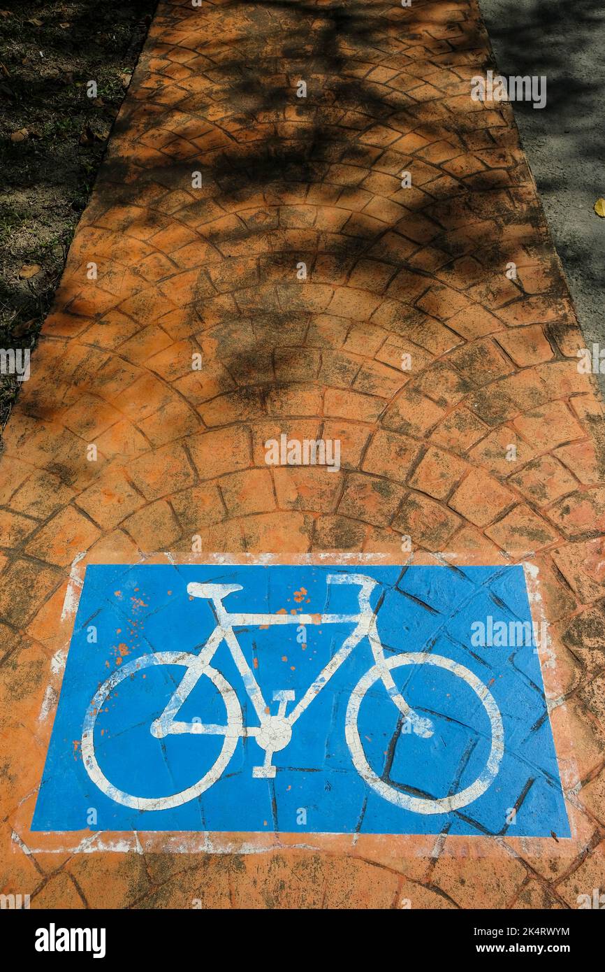 Reserved bike lane hi-res stock photography and images - Alamy