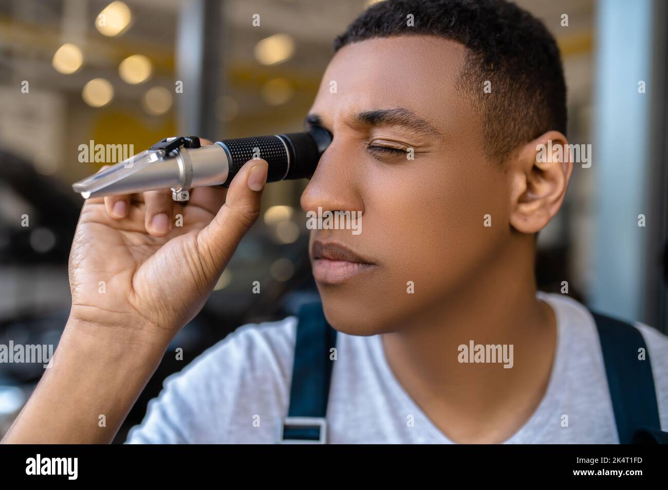 Component testing hi-res stock photography and images - Alamy