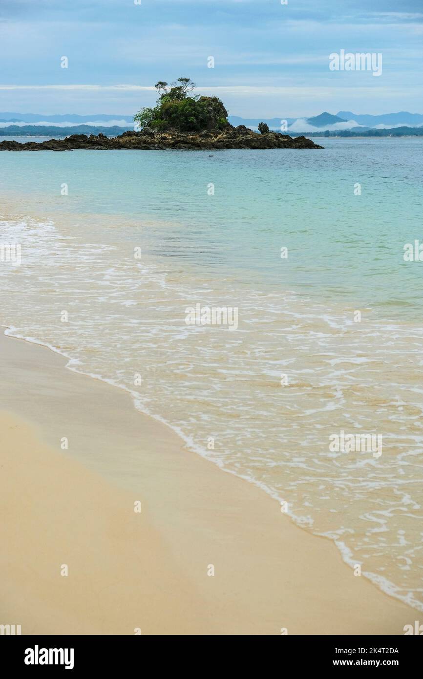 Views of a beach on Kapas Island in the Marang District in Malaysia ...