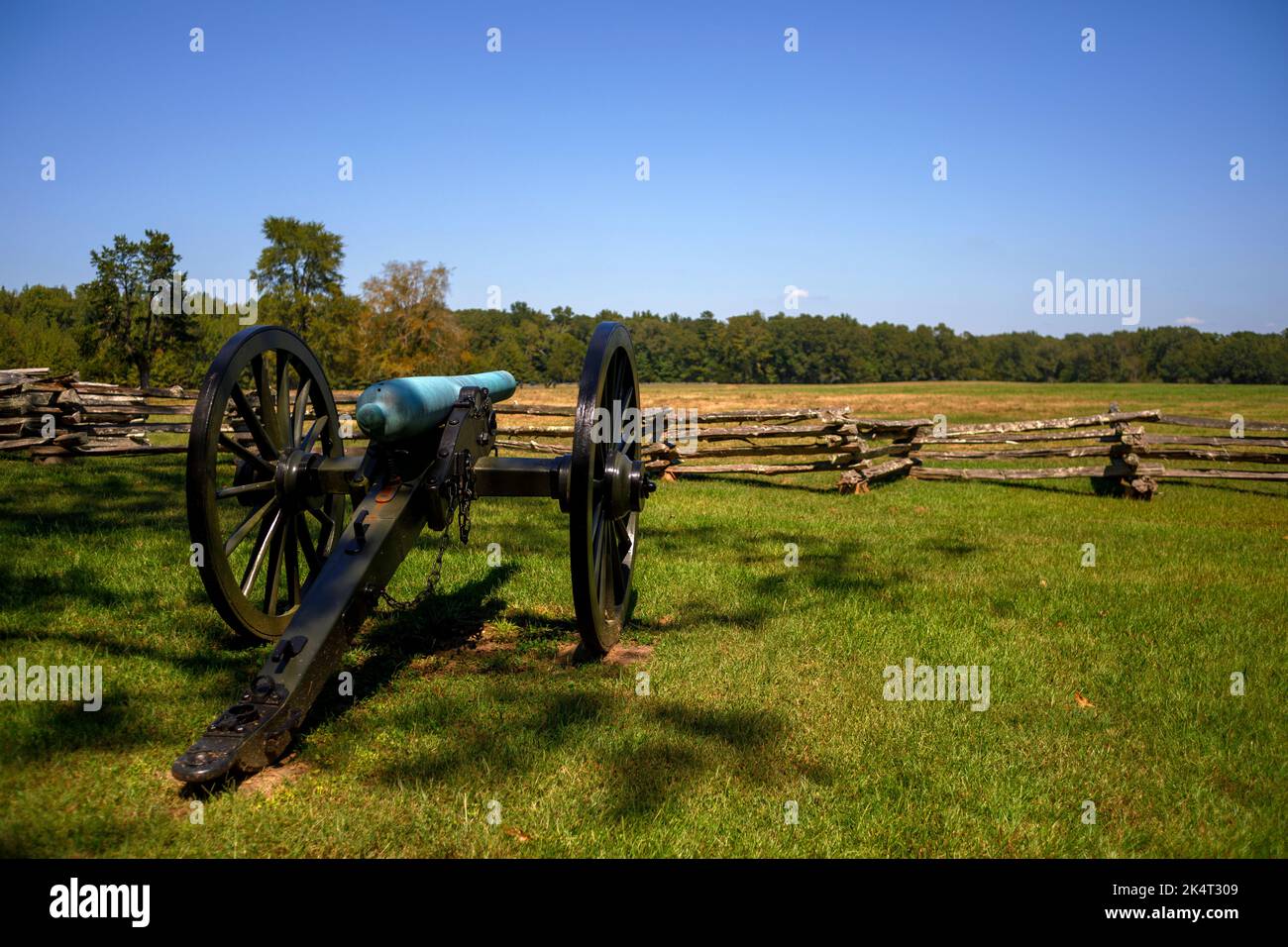 Back view of a blue M1857 12-Pounder, the Napoleon, an American civil ...
