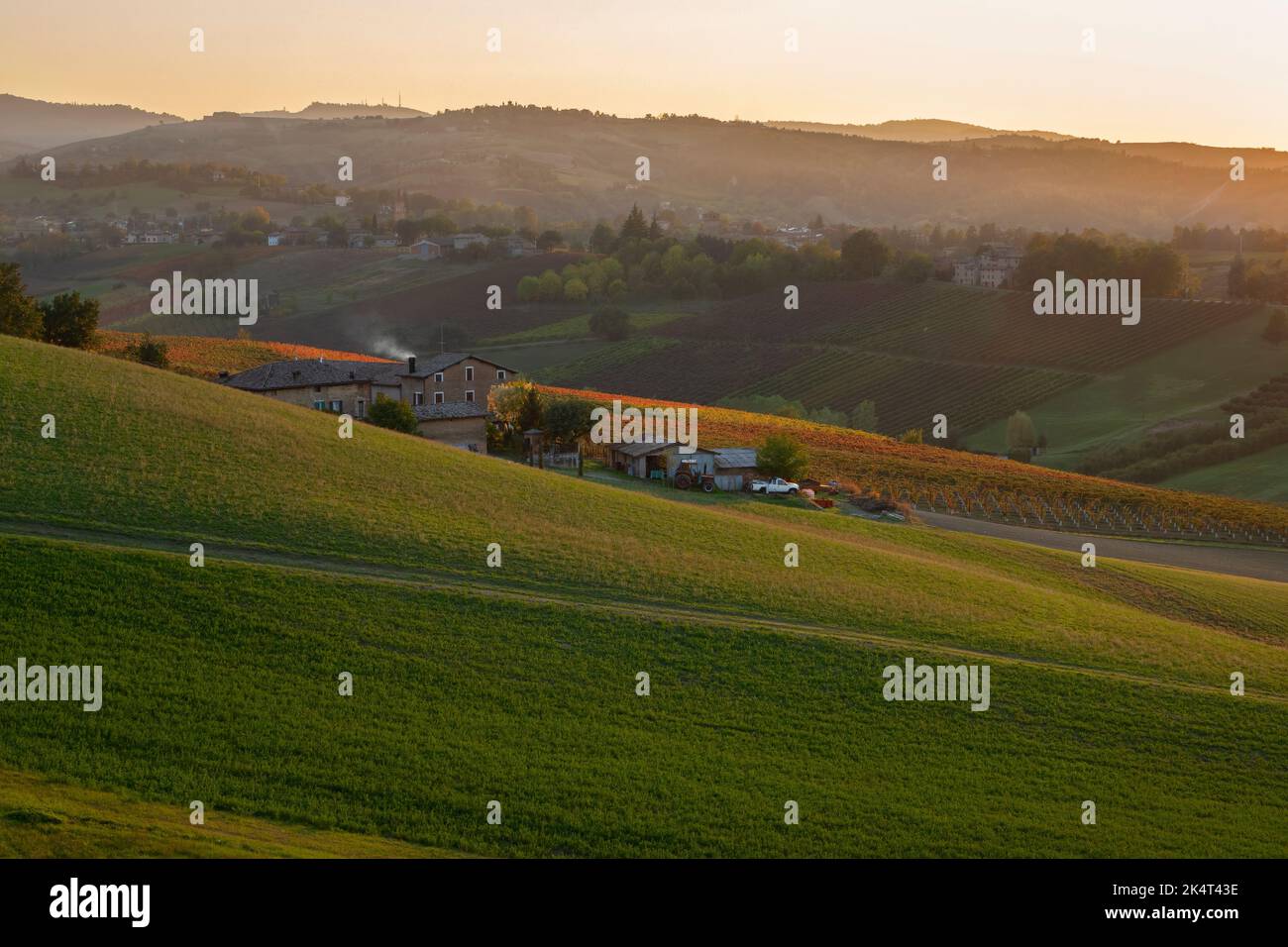 Autumn landscape in Castelvetro di Modena, Emilia Romagna, Italia Stock ...