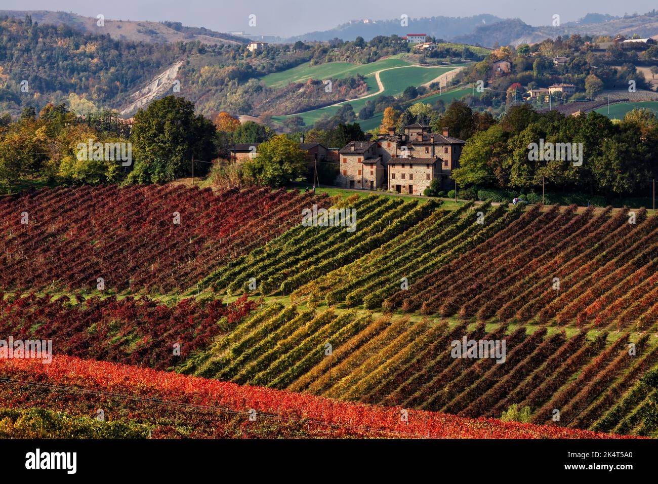 Autumn landscape in Castelvetro di Modena, Emilia Romagna, Italia Stock ...