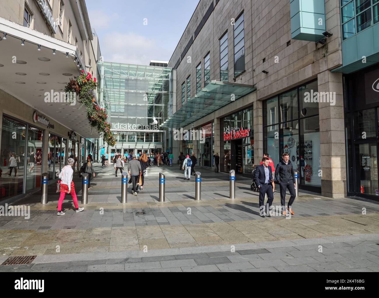 The Old Town Street entrance to Plymouth’s Drake Circus covered ...