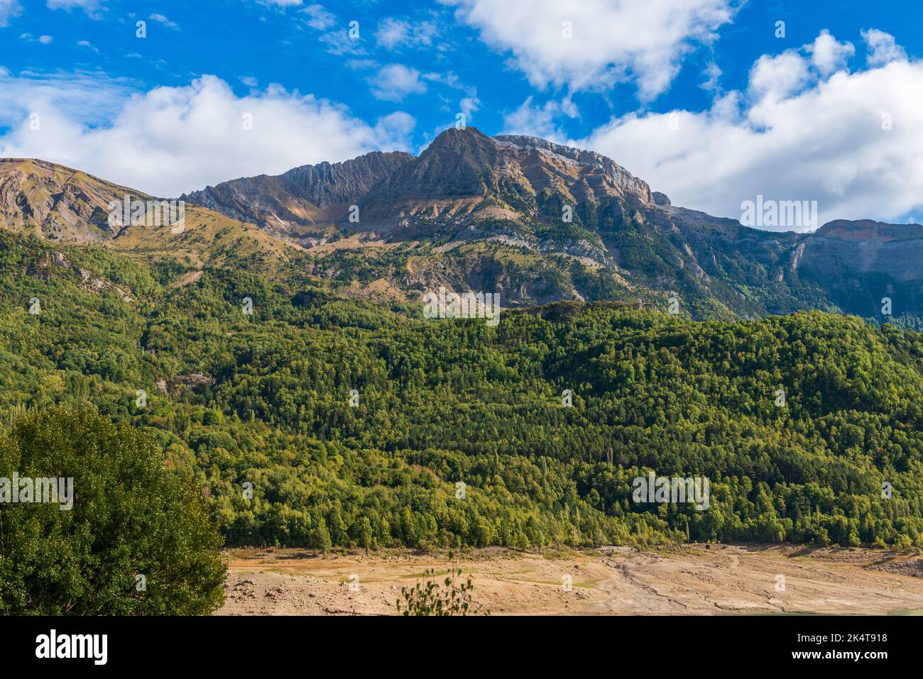 Pyrenean peaks, near Sallent de Gallego, in the Tena Valley, in the ...