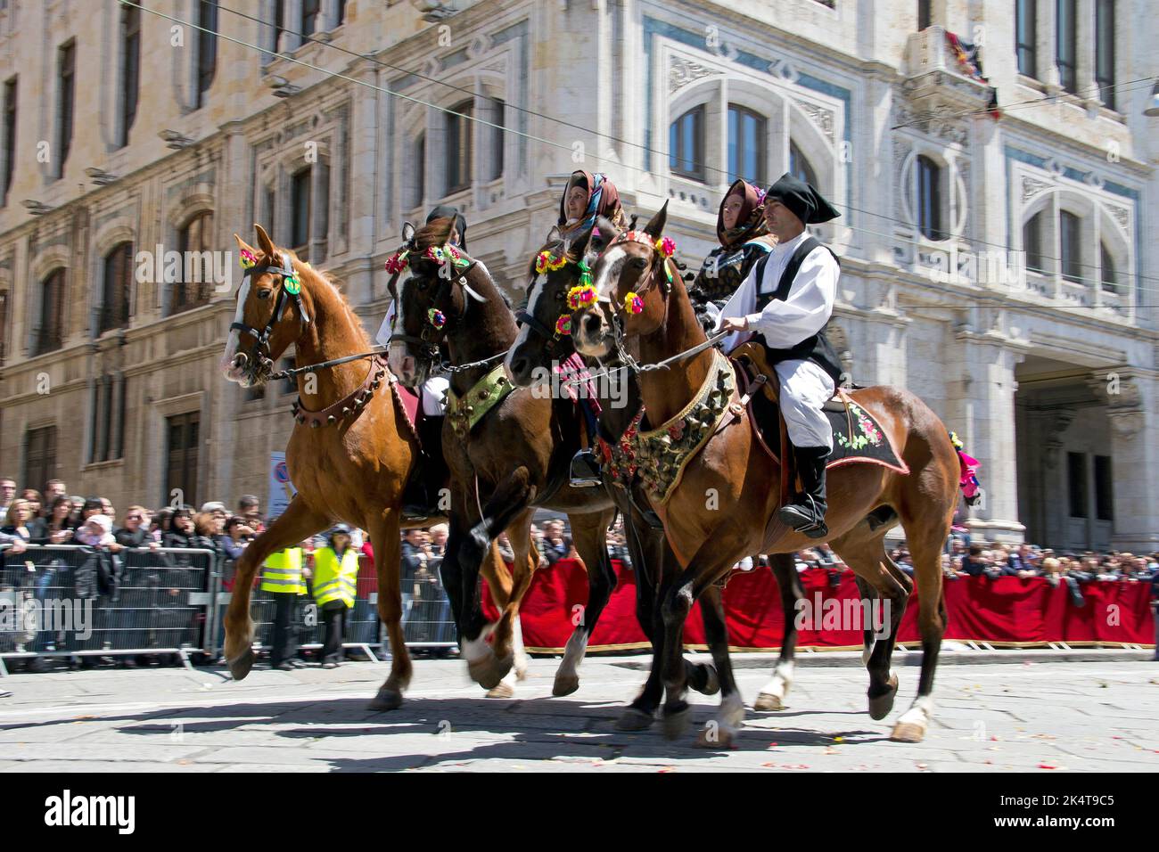 Cagliari, Horseman, Sant'Efisio traditional event, the most important ...