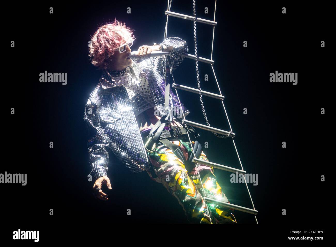 London, UK - October 1st, 2022: Machine Gun Kelly performs live at the ...