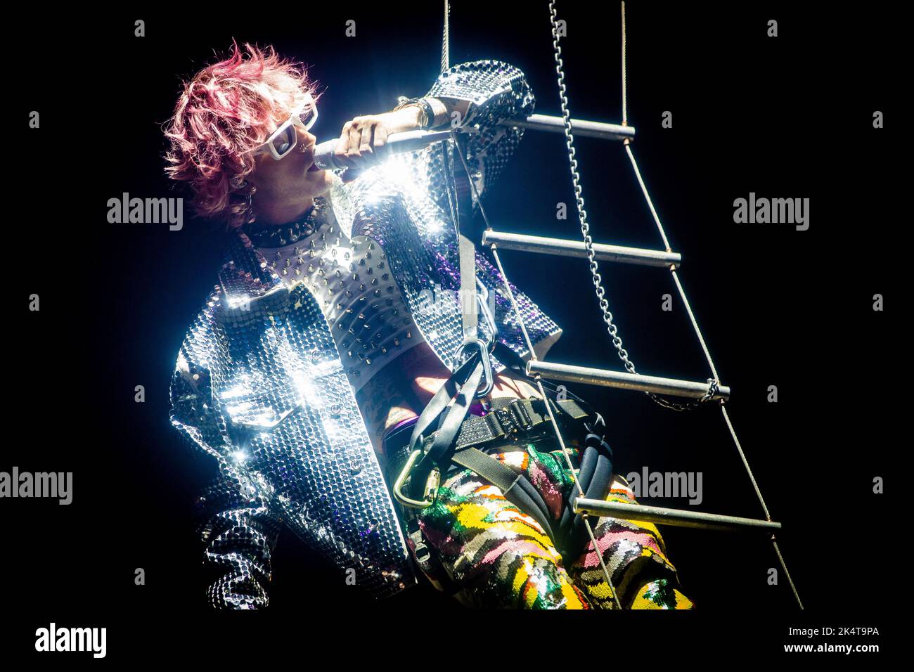 London, UK - October 1st, 2022: Machine Gun Kelly performs live at the ...
