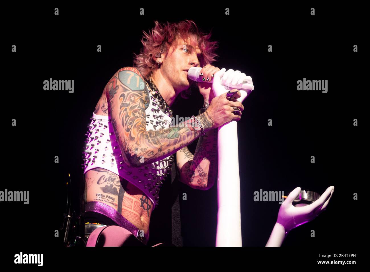 London, UK - October 1st, 2022: Machine Gun Kelly performs live at the ...