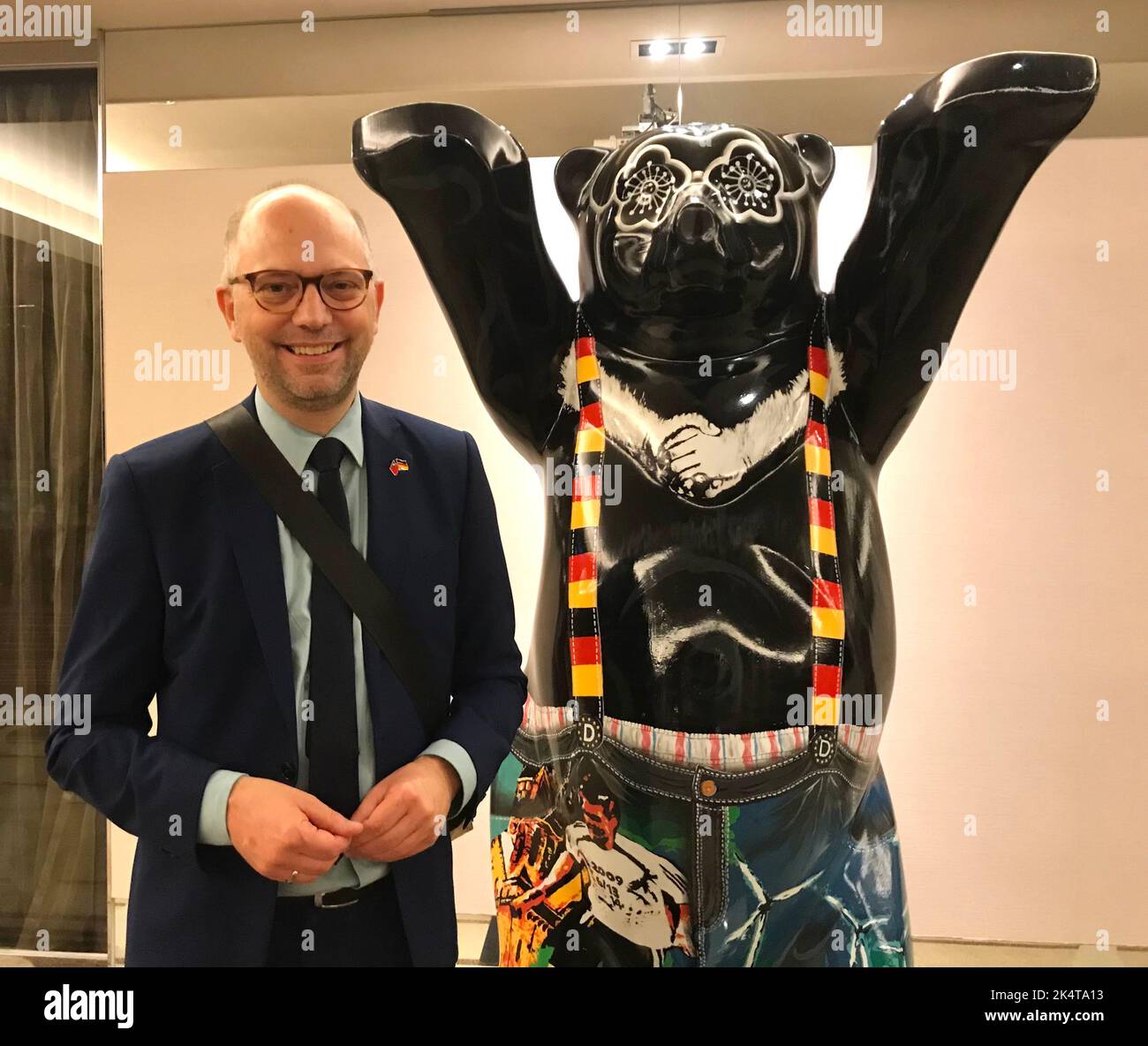 Taipeh, Taiwan. 03rd Oct, 2022. Till Steffen (Bündnis 90/Die Grünen ...