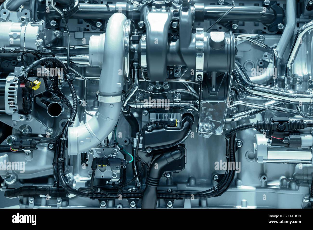 Close up of the mechanics of a engine Stock Photo - Alamy
