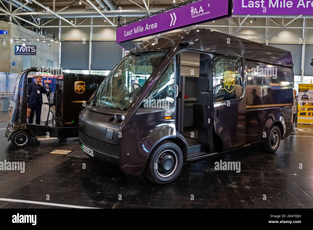 Arrival EV van in UPS colors presented at the Hannover IAA ...