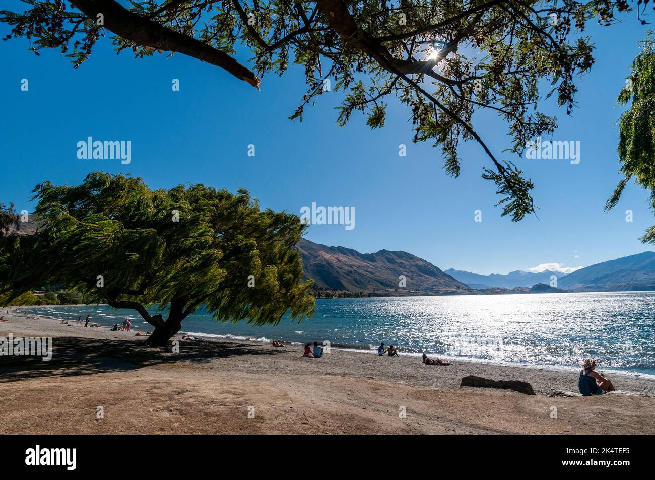 Nz ski resort hi-res stock photography and images - Alamy