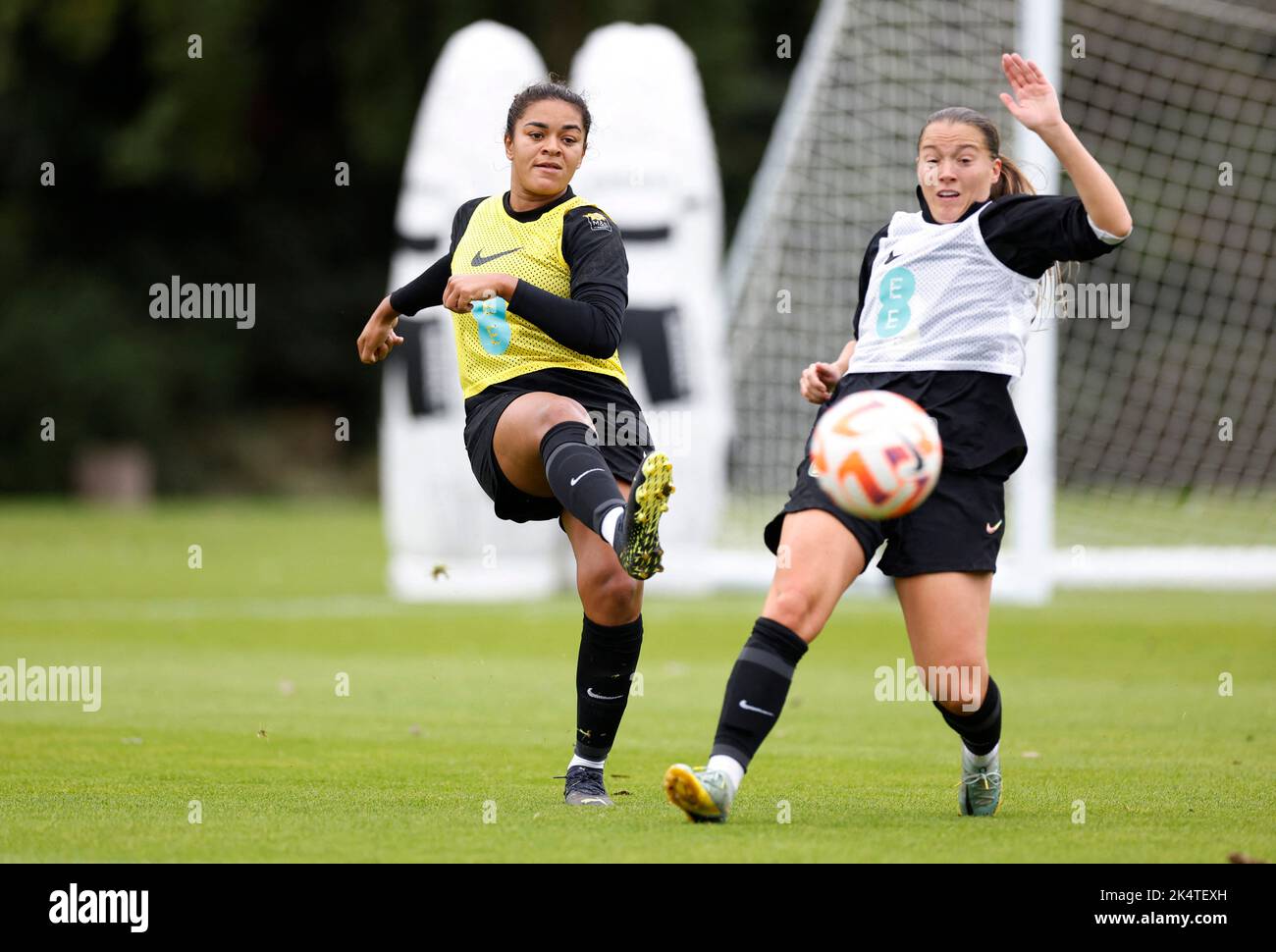 Jess carter training hi-res stock photography and images - Alamy