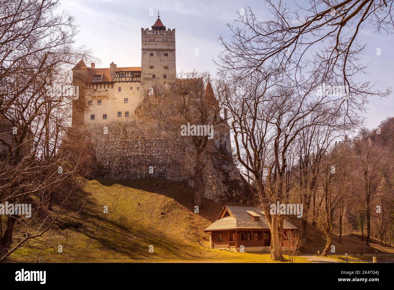 Beautiful panoramic view of Dracula Bran medieval castle in the sunset ...