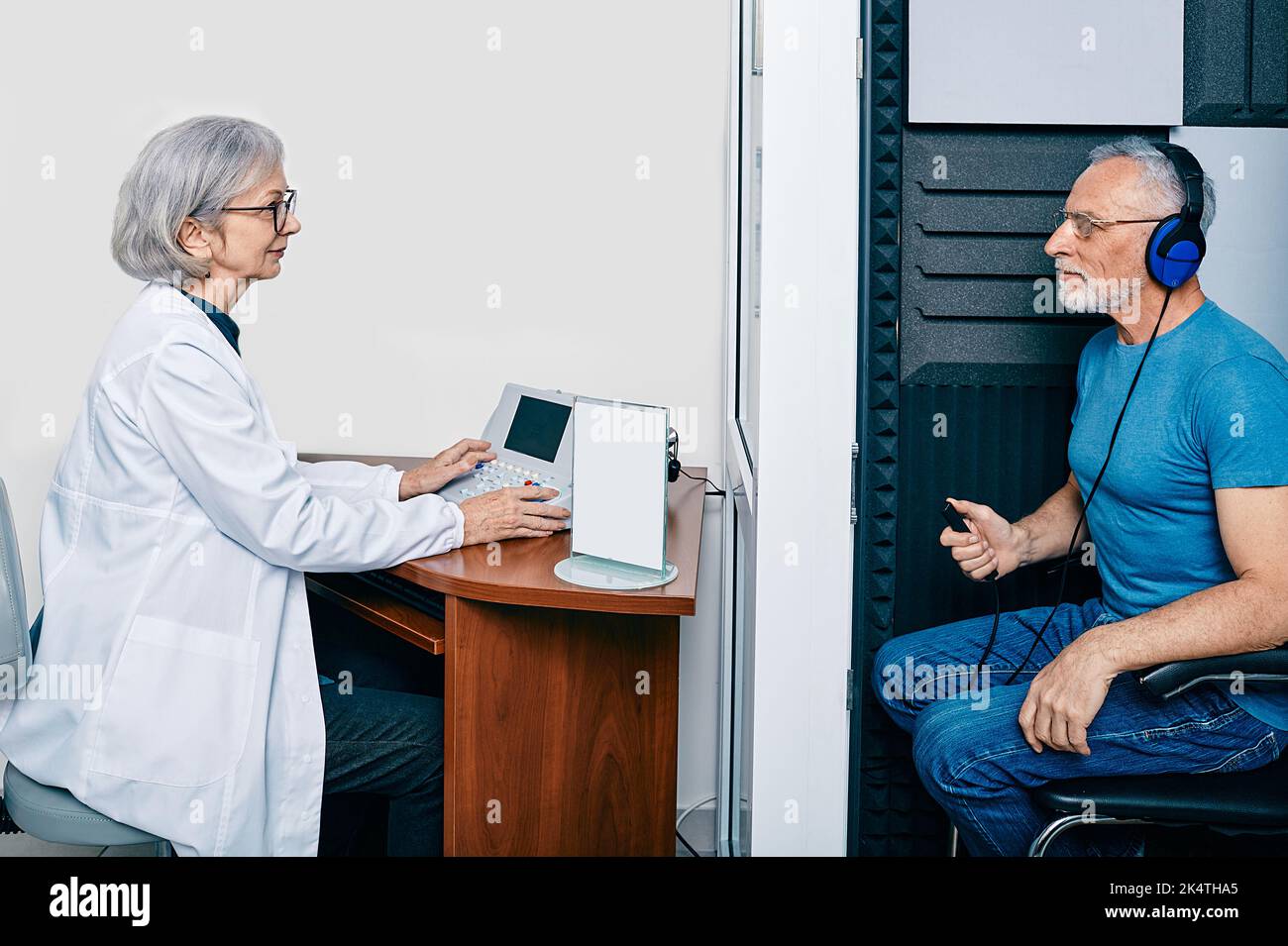 Audiometric booth hi-res stock photography and images - Alamy