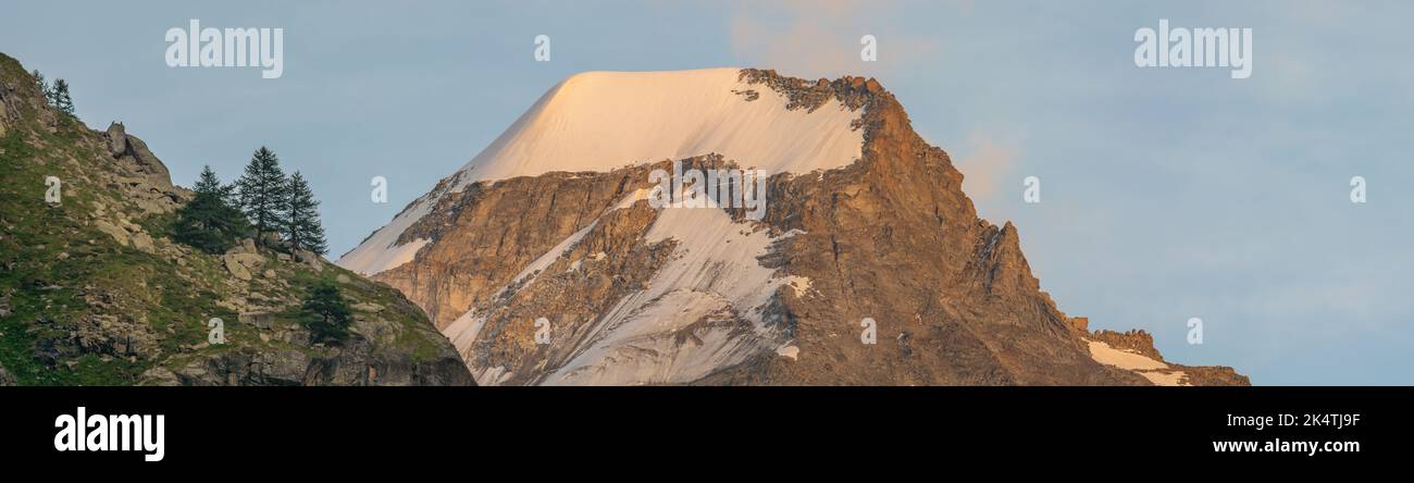 Summit of Mont Ciarforon in the Grand Paradis national park in the Alps ...