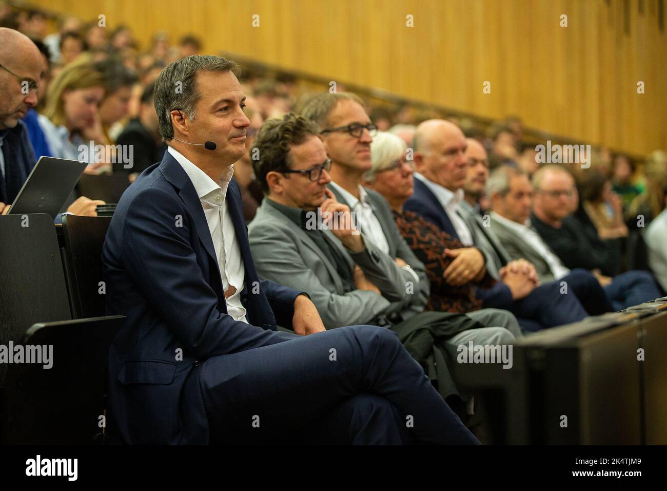 Prime Minister Alexander De Croo and UGent Rector Rik Van de Walle ...