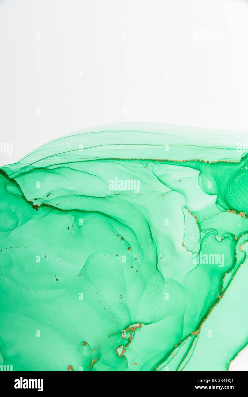 Abstract alcohol ink fluid art background. Green color with gold Stock ...