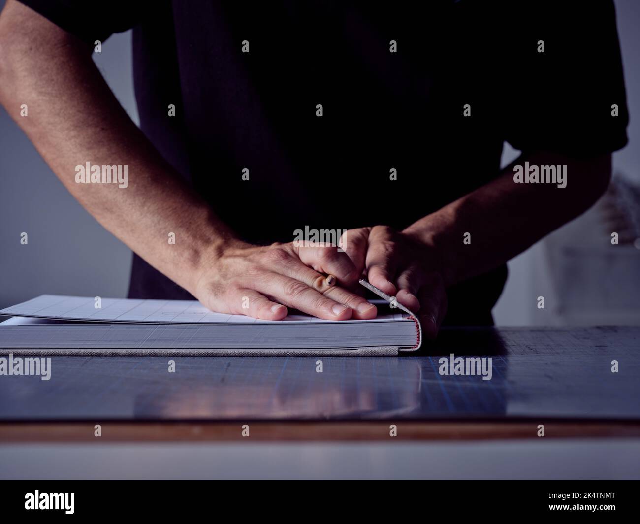 Wooden bookbinding hi-res stock photography and images - Alamy