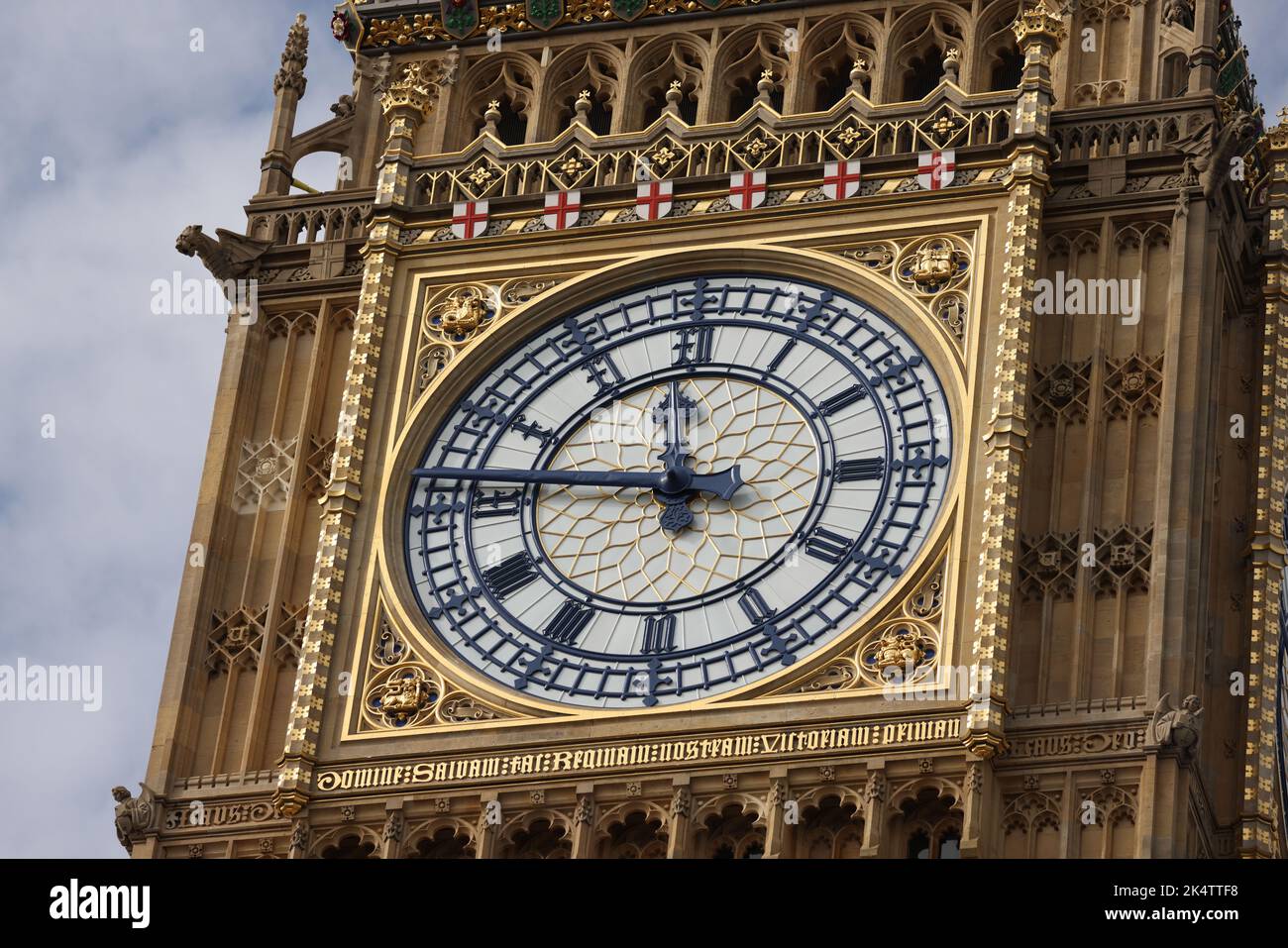 London, UK. 03rd Oct, 2022. A clock face on The Queen Elizabeth II ...