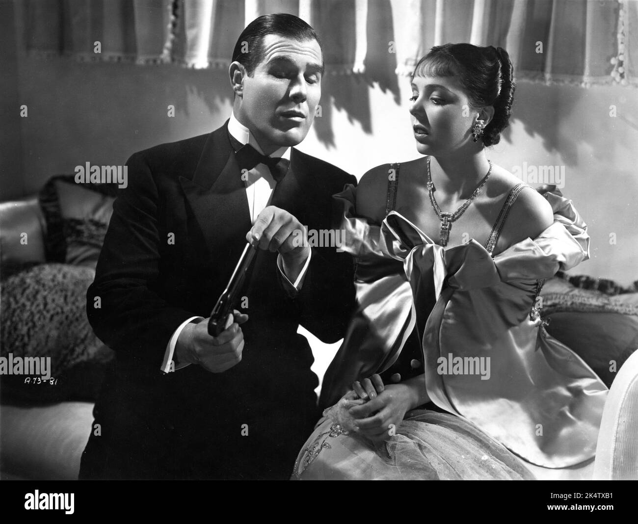 Gangway jessie matthews 1937 hi-res stock photography and images - Alamy