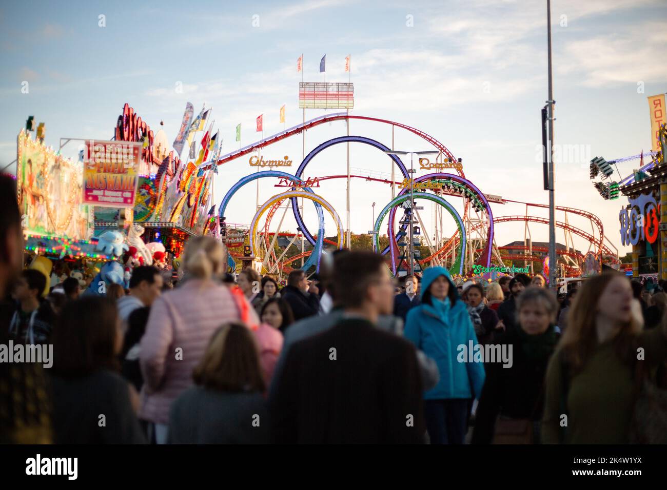 Munich, Germany. 03rd Oct, 2022. Hundreds of thousands visit the ...