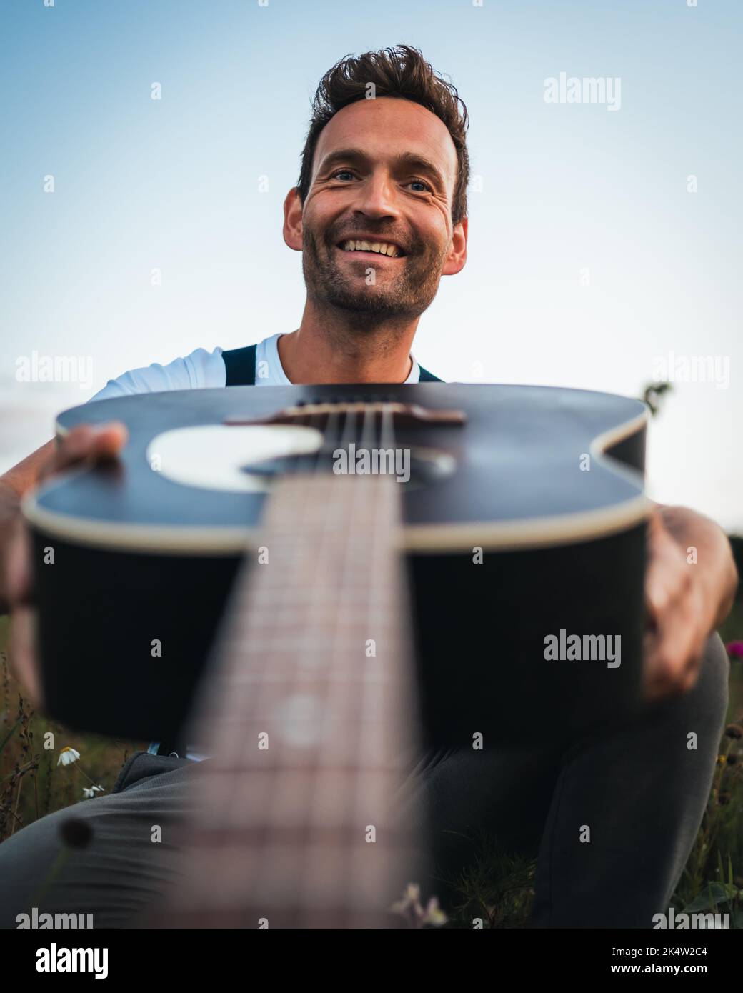 Guitar face hi-res stock photography and images - Alamy