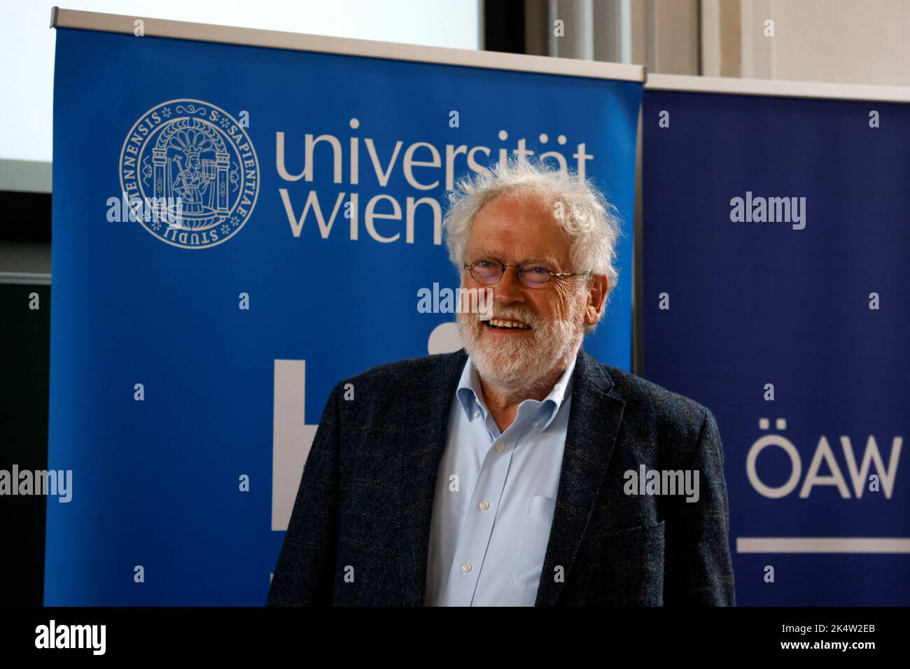 Nobel prize physics 2022 hi-res stock photography and images - Alamy