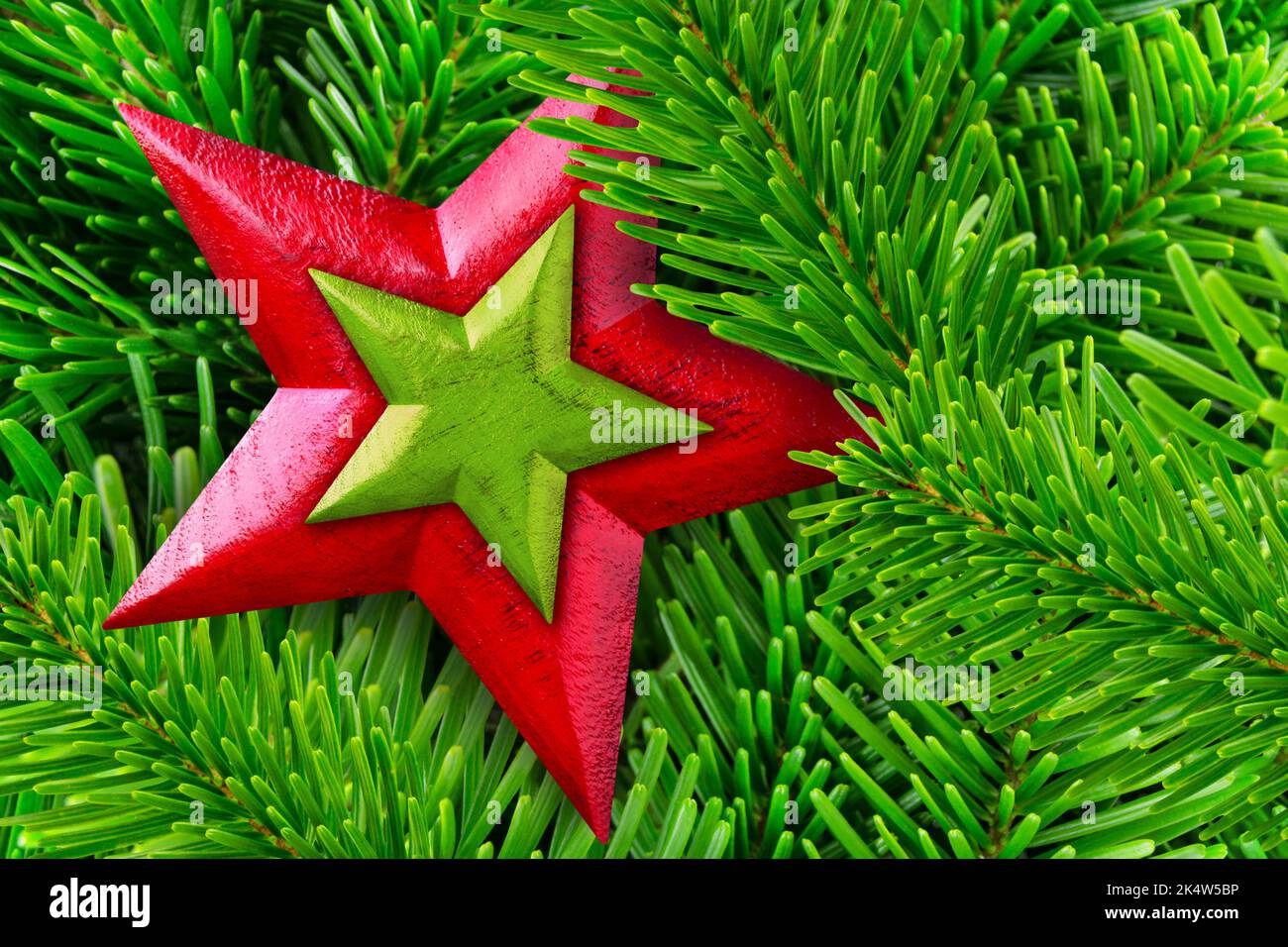 Red green star tree hi-res stock photography and images - Alamy