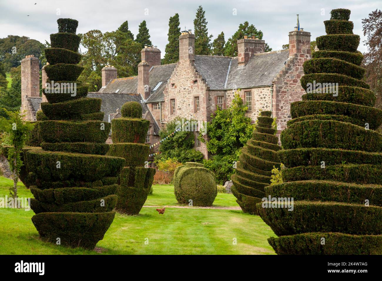 Fingask Castle is a rural wedding venue between Perth & Dundee ...