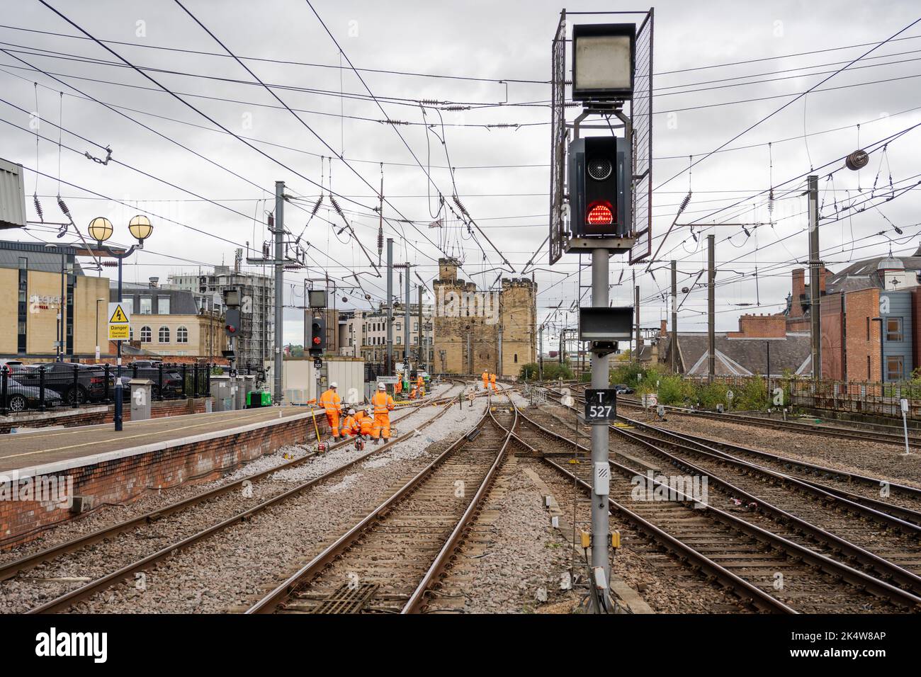Newcastle upon Tyne, UK. 4th Oct, 2022. Newcastle Central Station ahead ...