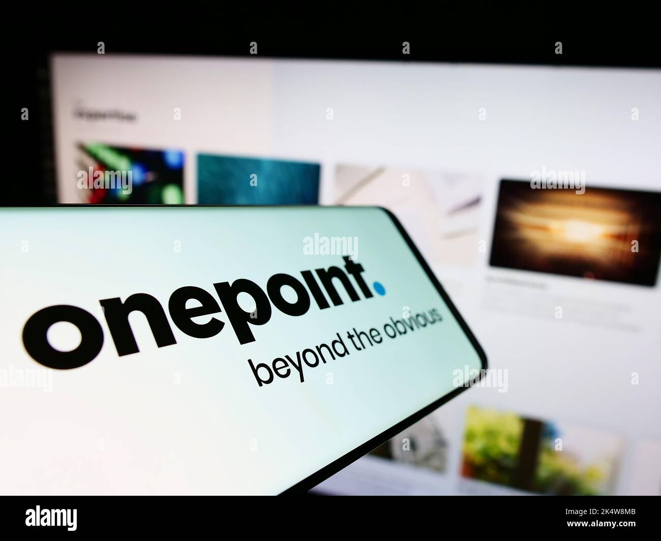 Groupe onepoint hi-res stock photography and images - Alamy