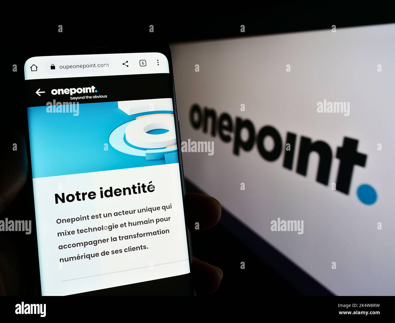 Groupe onepoint hi-res stock photography and images - Alamy