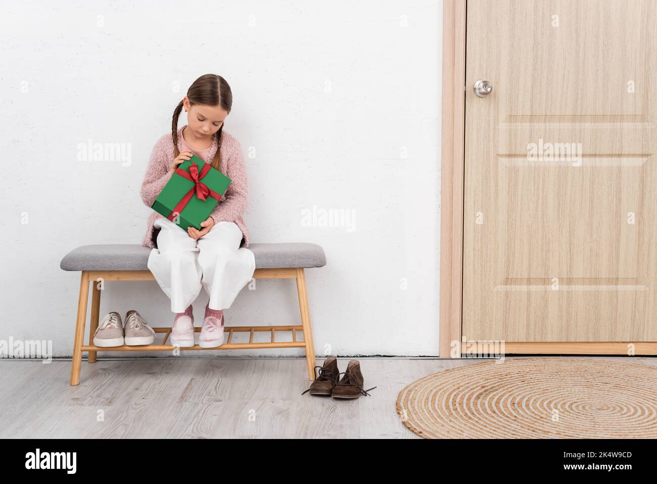 Present preteen hi-res stock photography and images - Alamy