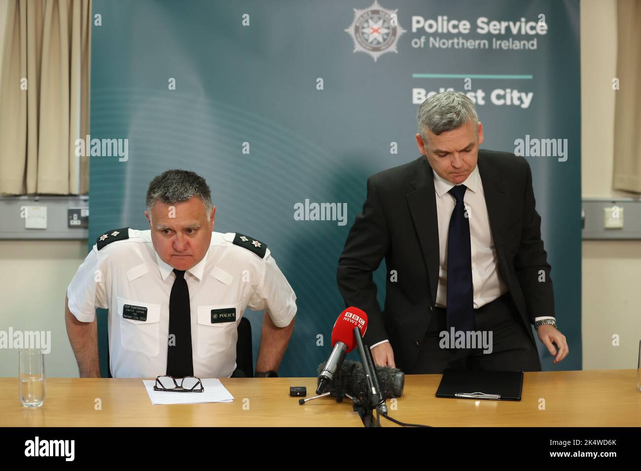 Chief Superintendent Darrin Jones (left) and Detective Superintendent ...
