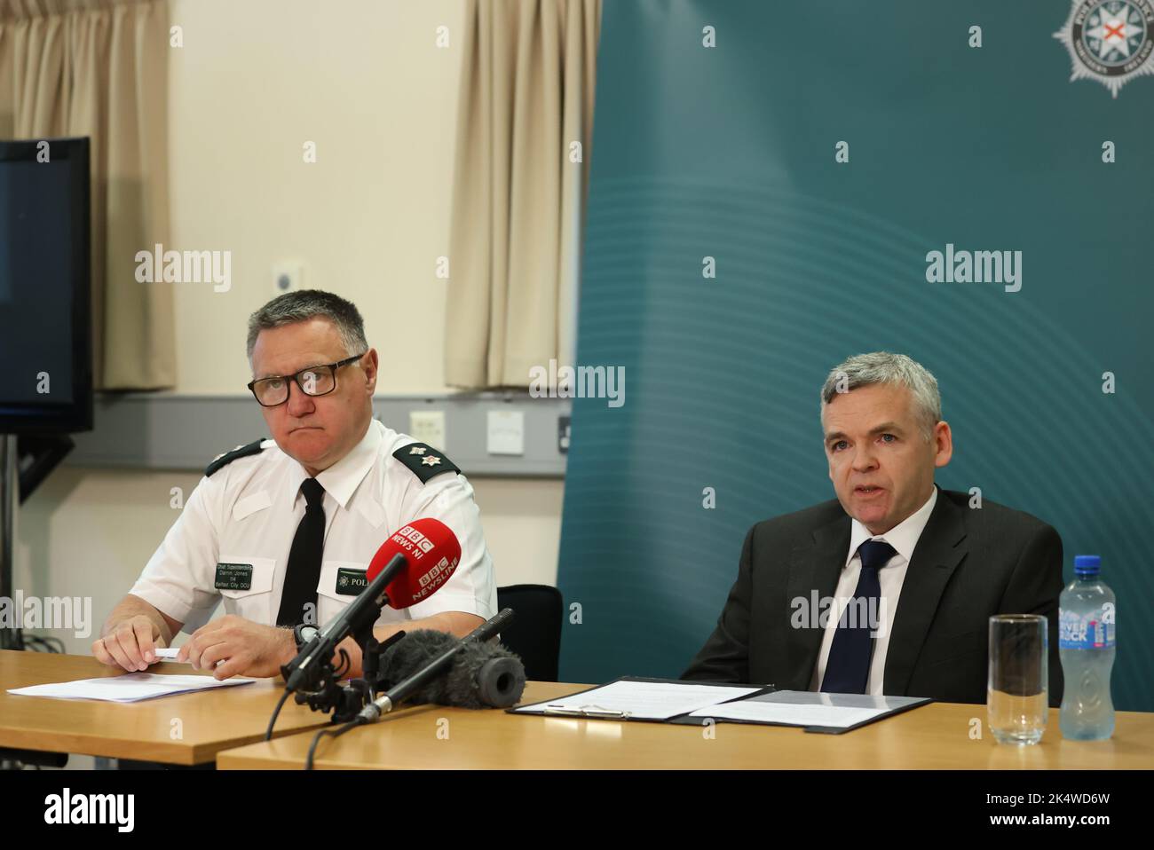 Chief Superintendent Darrin Jones (left) and Detective Superintendent ...