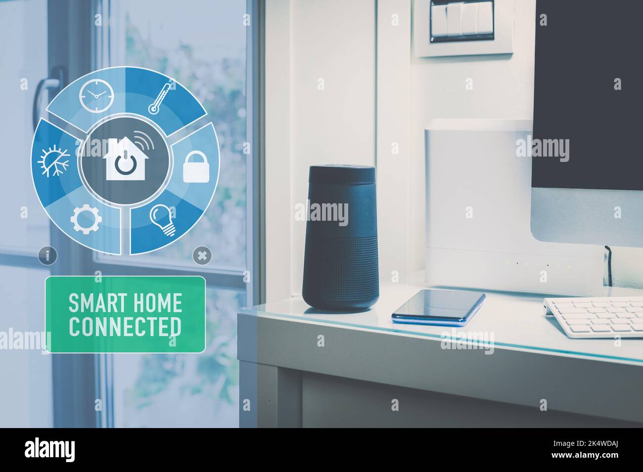 Smart house internet of objects hi-res stock photography and images - Alamy