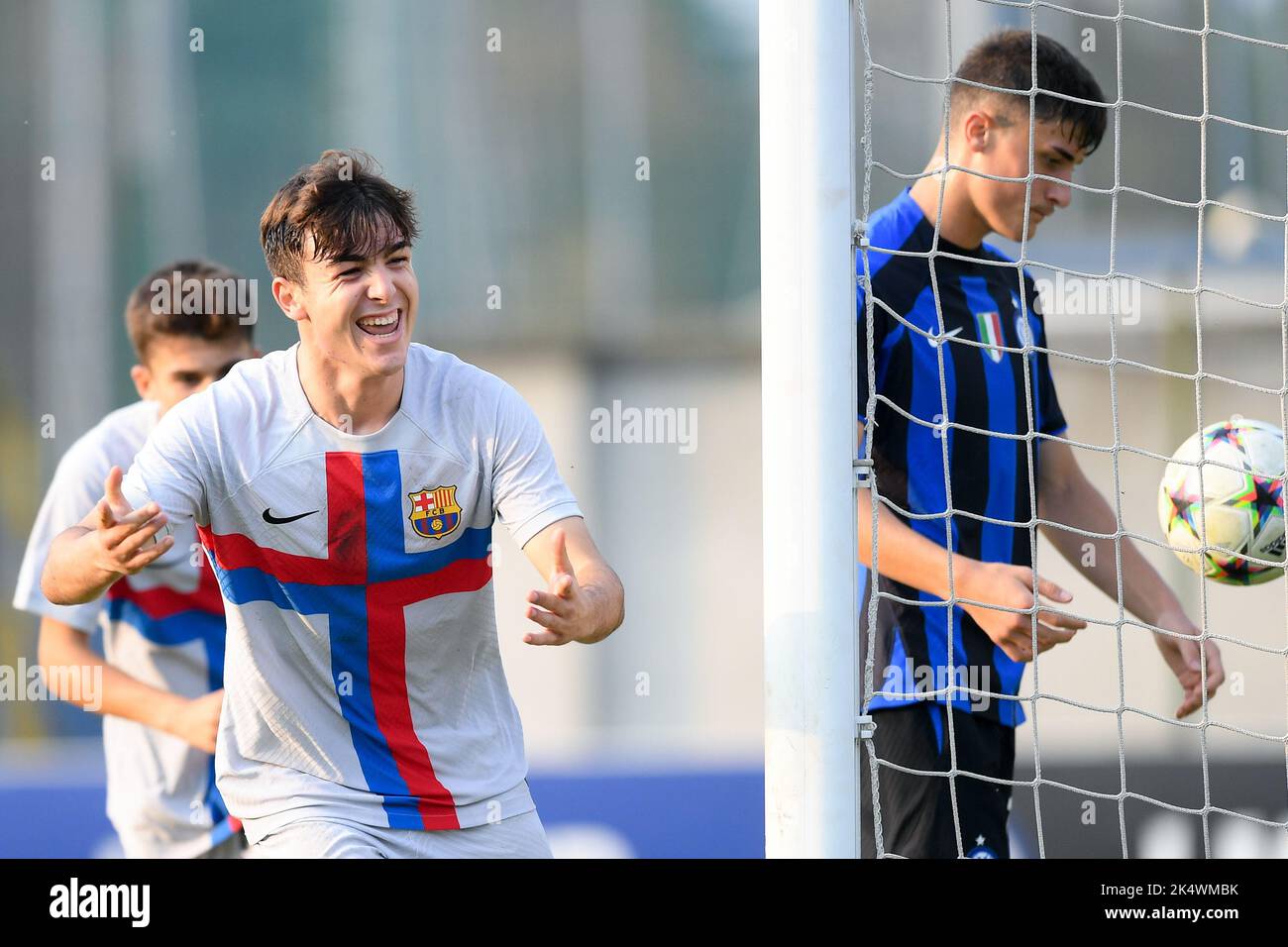 Milan, Italy. 04th Oct, 2022. Victor Barbera of FC Barcelona celebrates ...