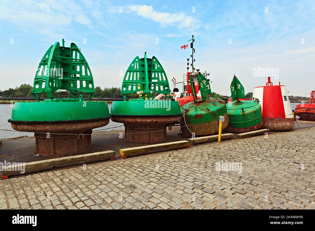 Red port channel navigation marker hi-res stock photography and images ...