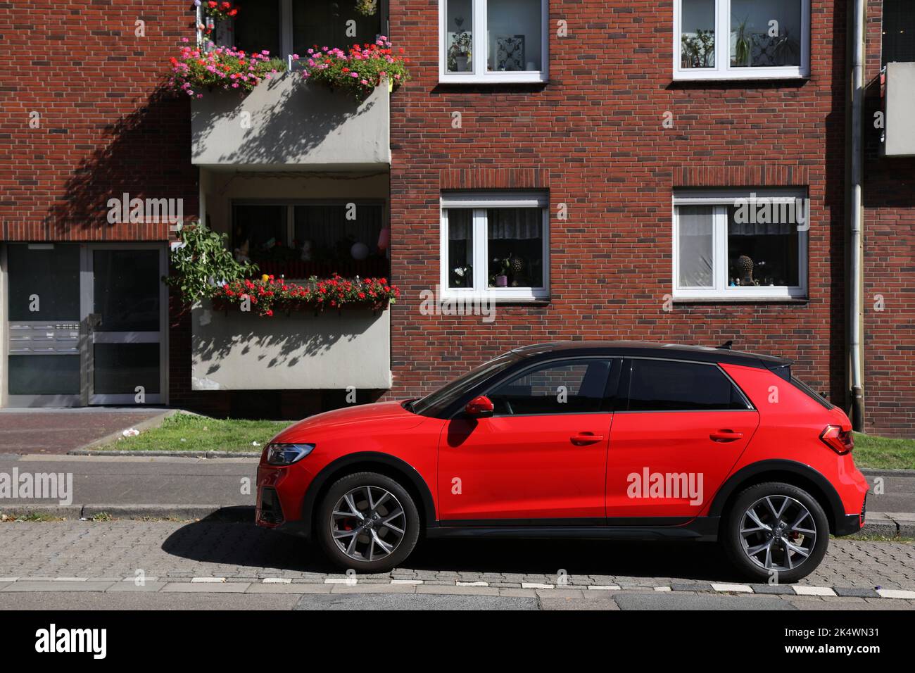Small audi car hi-res stock photography and images - Alamy