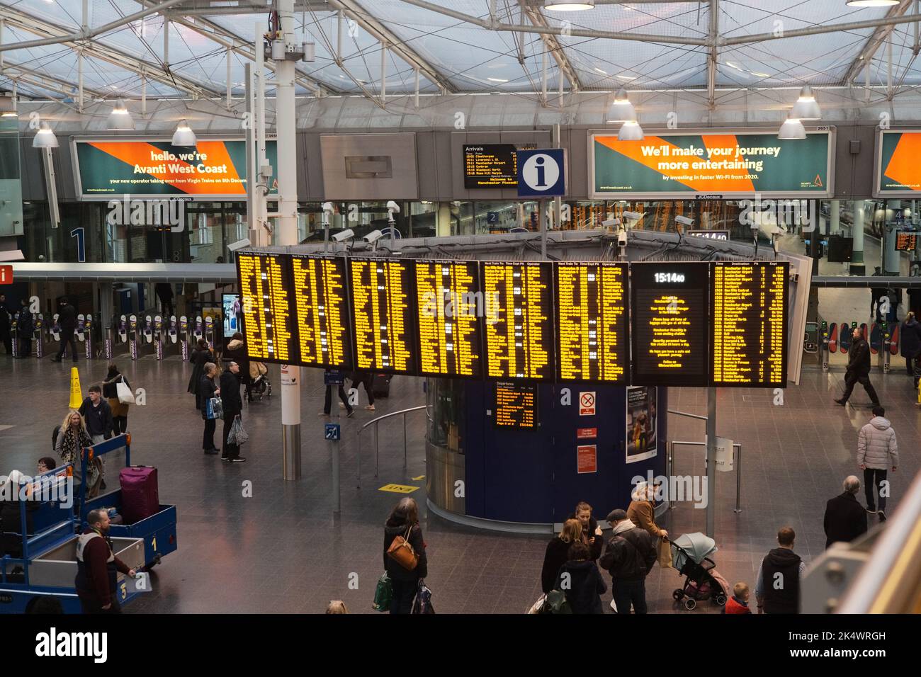 Timetable Manchester Piccadilly Stock Photo - Alamy
