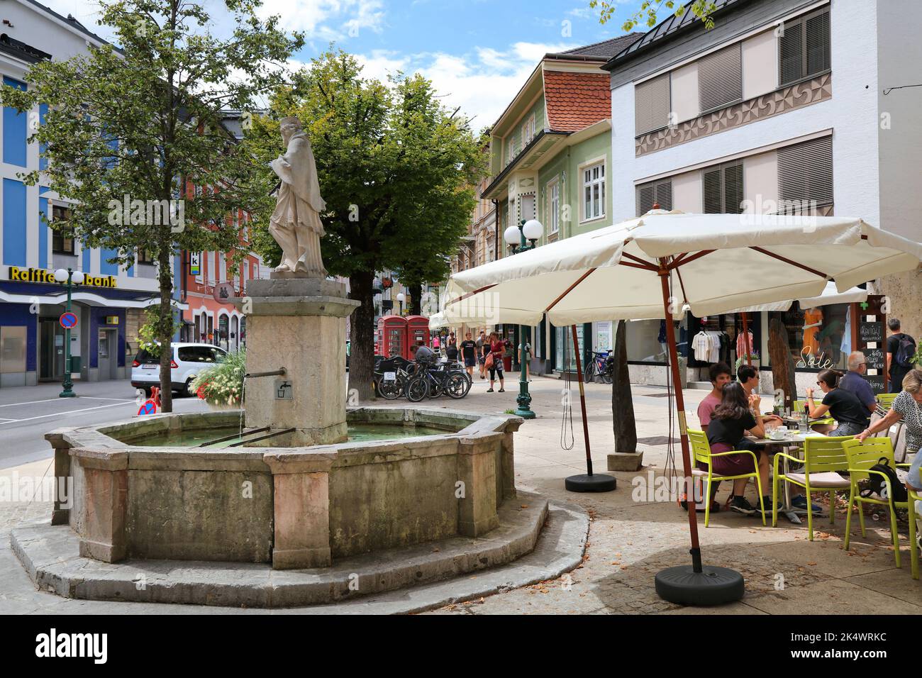BAD ISCHL, AUSTRIA - AUGUST 2, 2022: People visit downtown Bad Ischl in ...