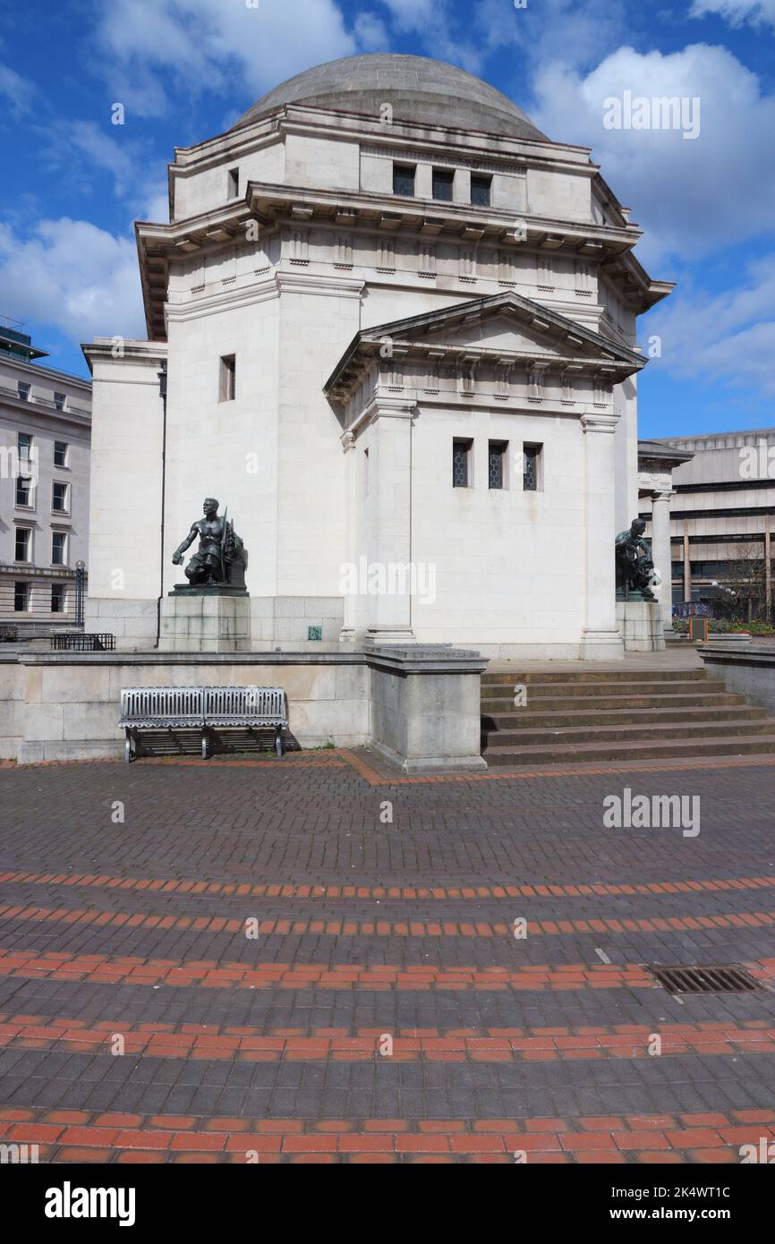 Birmingham, UK. Centenary Square and Hall of Memory Stock Photo - Alamy