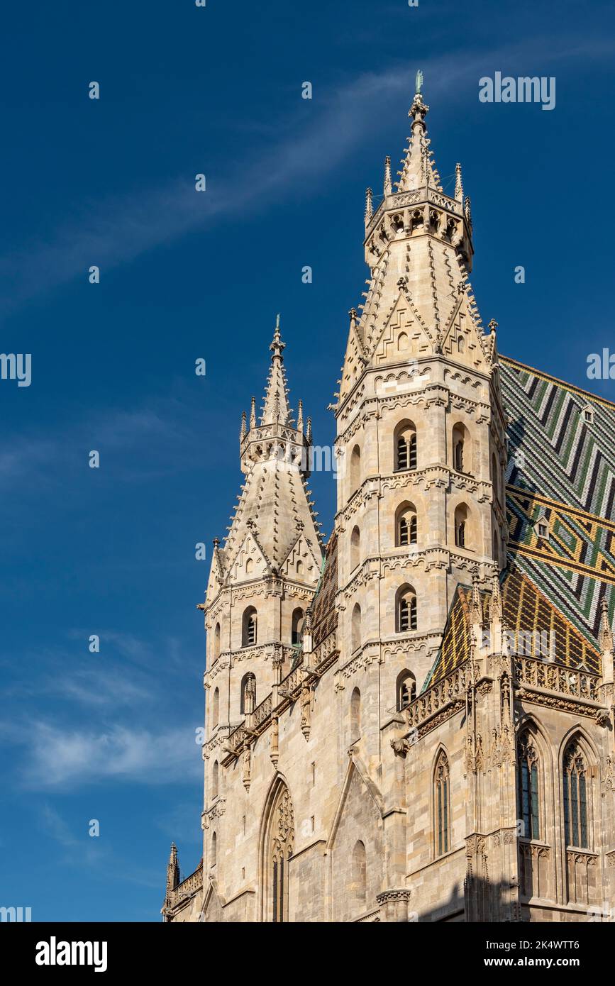 Stephansdom vienna frontal hi-res stock photography and images - Alamy