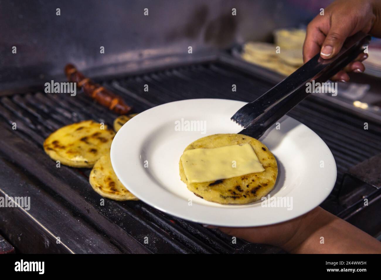 White arepa hi-res stock photography and images - Alamy