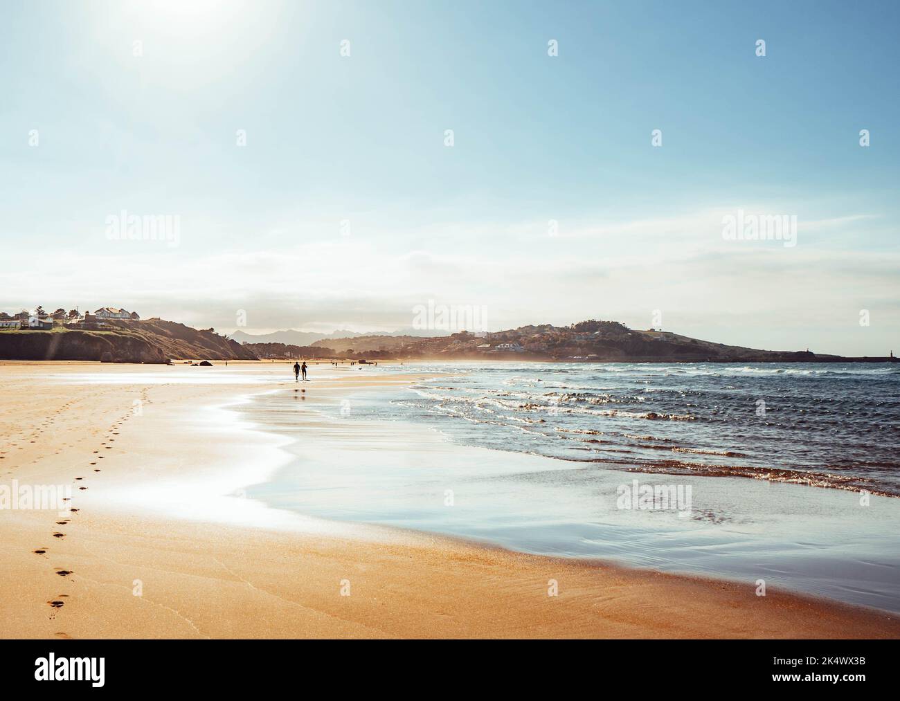 Two beach houses hi-res stock photography and images - Alamy