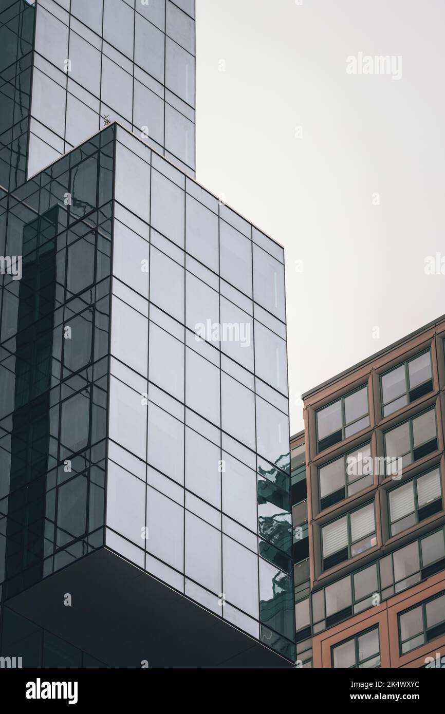 modern office building with windows Brooklyn Stock Photo - Alamy