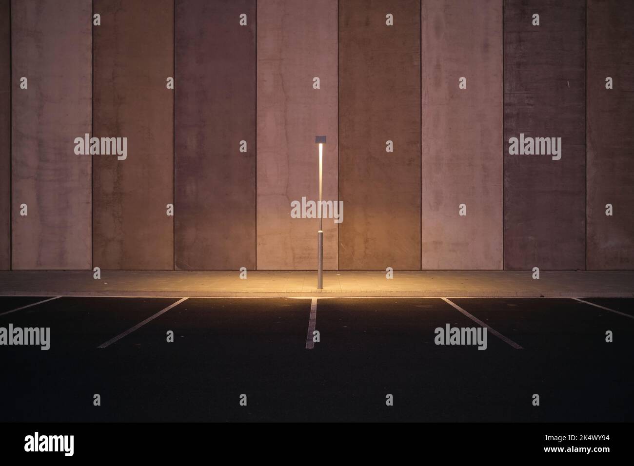 Contemporary street lighting hi-res stock photography and images - Alamy